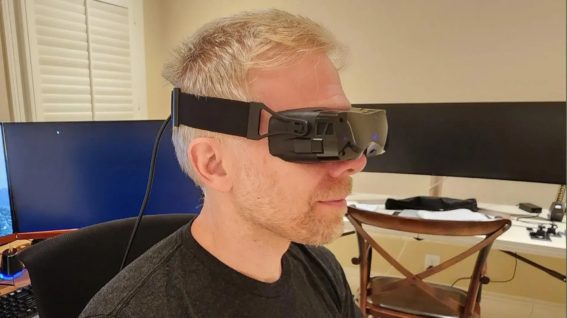 Exploring the Lightweight Design of Meta Orion AR Glasses